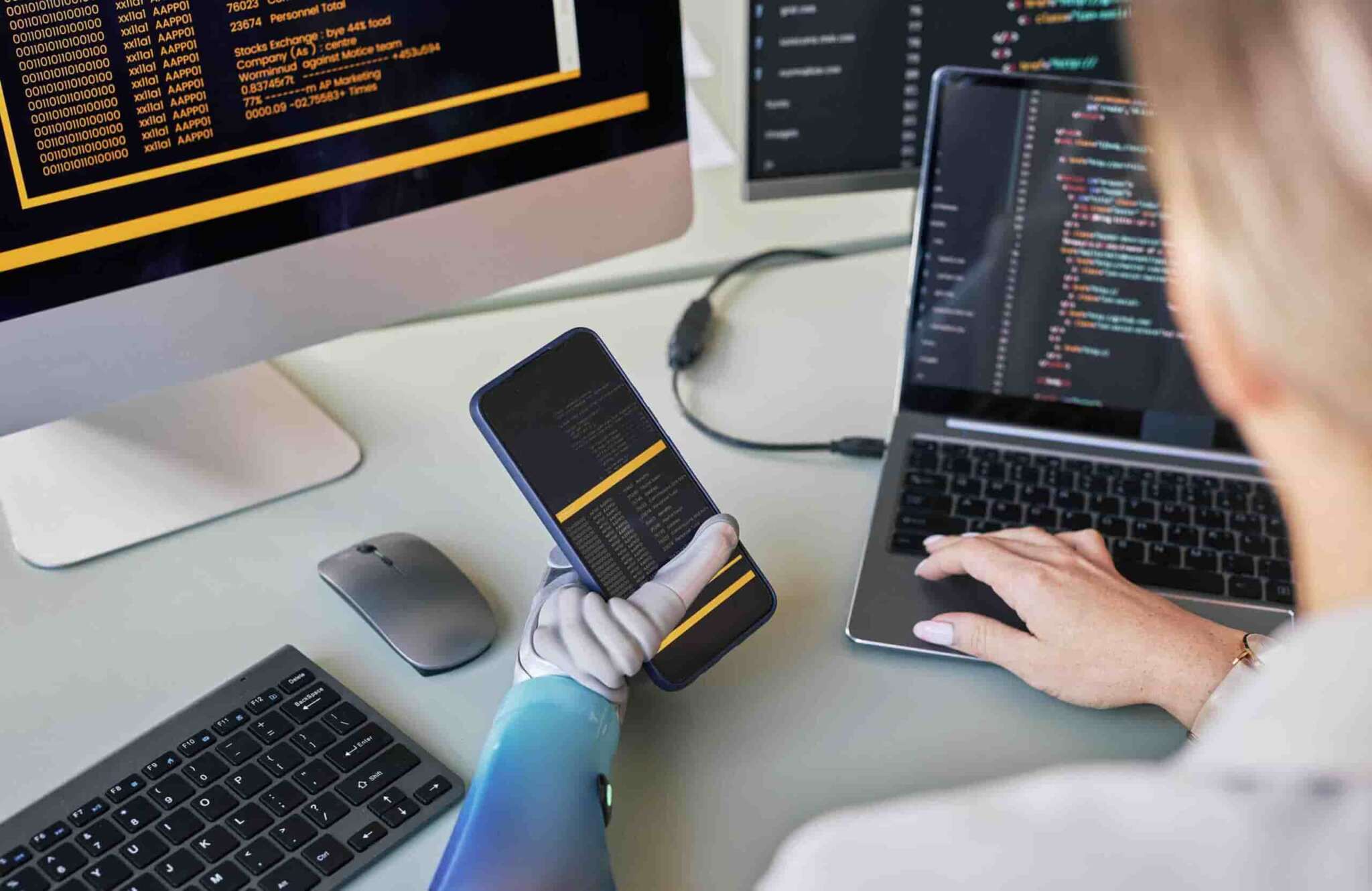 Top 6 Programming Languages For Mobile App Development 2023